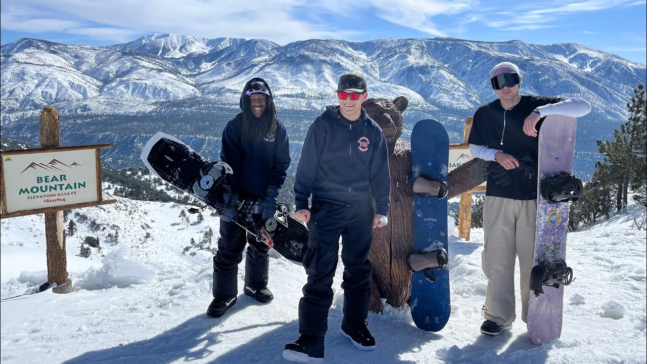 Snowboarding Ft. My Crewmates - YouTube