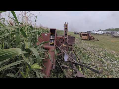 Case Corn Picker - YouTube