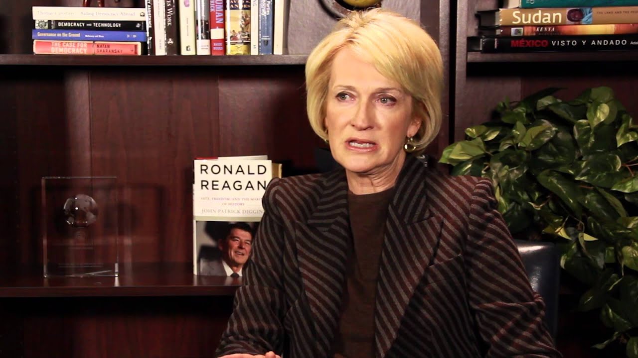 Gahl Hodges Burt Reflects on the Fall of the Berlin Wall - YouTube