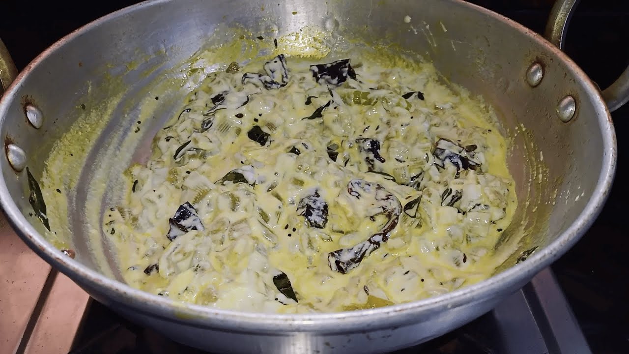 Potlakaya Perugu Curry | Snake Gourd Curd Curry | Padavalakayi Mosaru ...