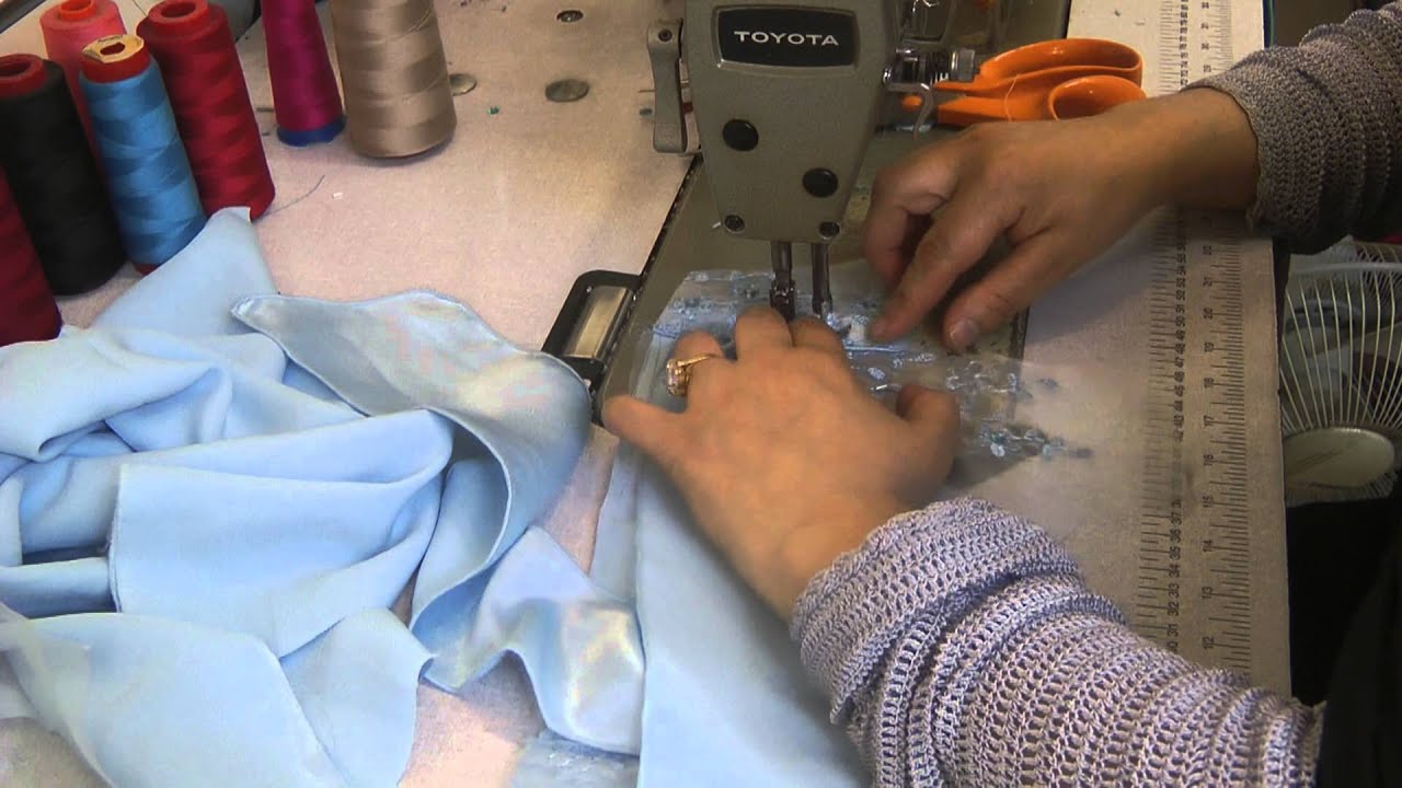 watch listern and learn - YouTube