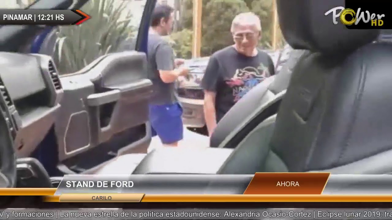 STAND DE FORD EN CARILÓ. - YouTube