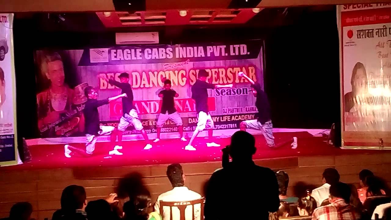 Dance..THE MIRROR CREW....{^,^} - YouTube