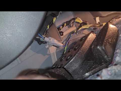 2013 Jeep Grand Cherokee TCM (Transmission Control Module) Location ...