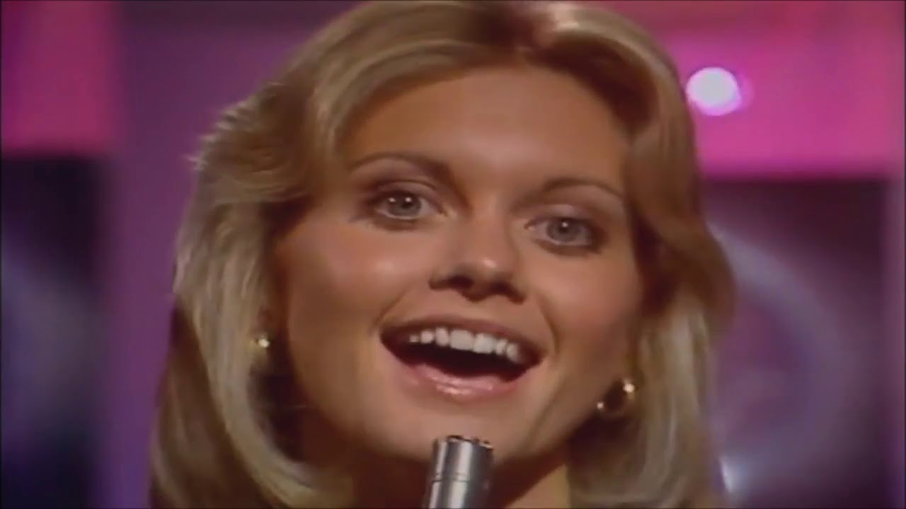 Let Me Be There - Olivia Newton John - YouTube