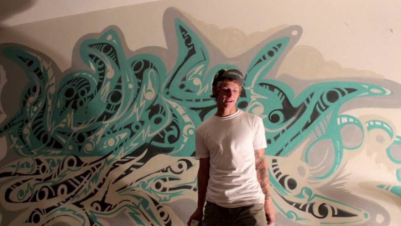 Portland Graffiti Artist Does It Proper - YouTube