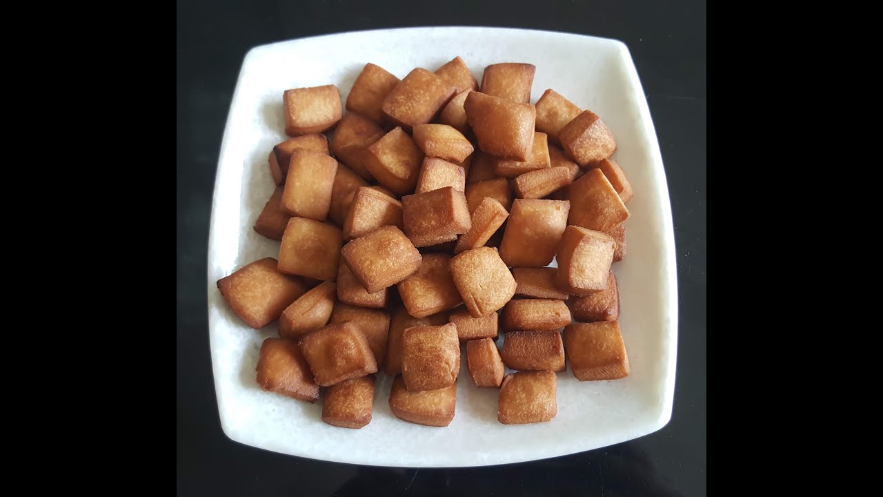 Shankarpali / Shakkar Para / Sweet Shankarpali / Tea Time Snacks - YouTube