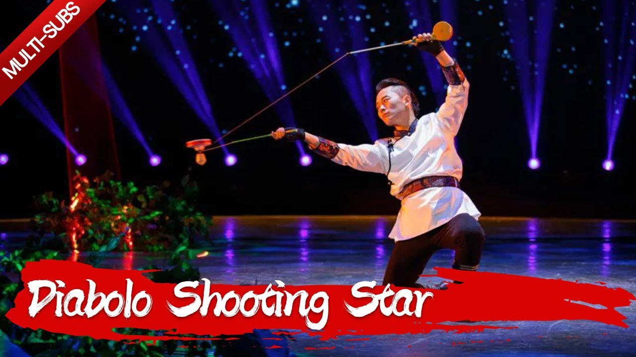 Diabolo artist brings you a splendid "meteor shower" on vast grassland ...