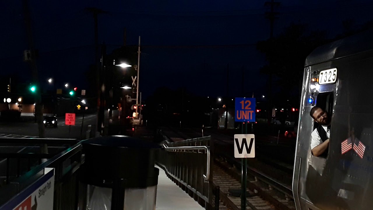 Long Island Railroad: Train 8067 [w/ M7 #7325] at Wyandanch - YouTube