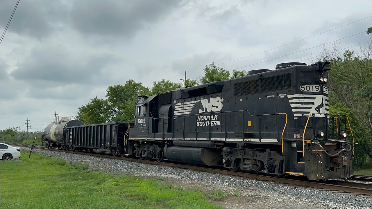 NS 5019 Leads Round Trip of Extended Csao NY-8 + Awful Rear Horn! - YouTube
