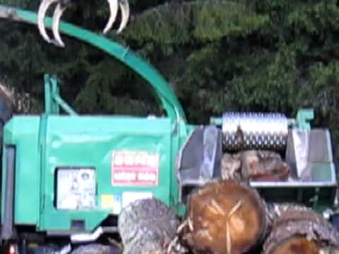Forest biomass chipping operation in the Alps (Part 2) - YouTube