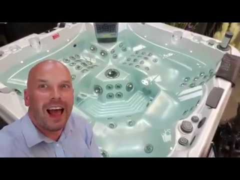 Live time #Wellis hot tub fun #keyword time - YouTube