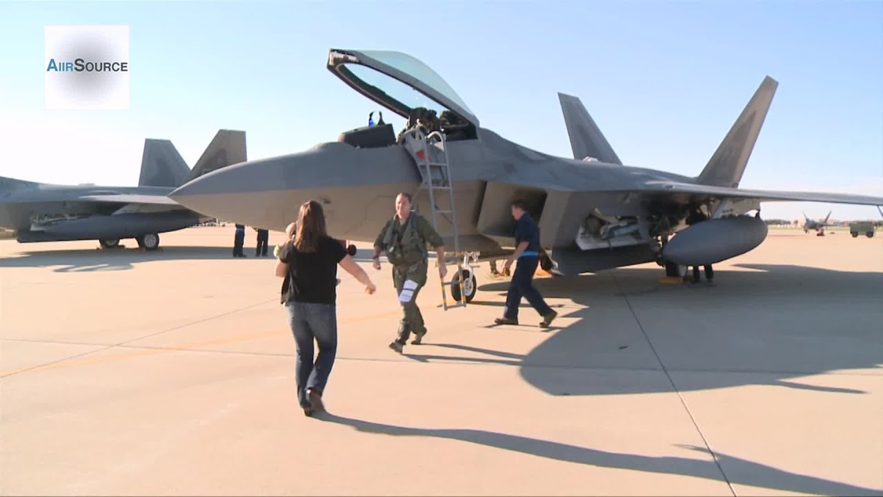 F-22 Raptors - 27th Fighter Squadron Returns to Langley - YouTube