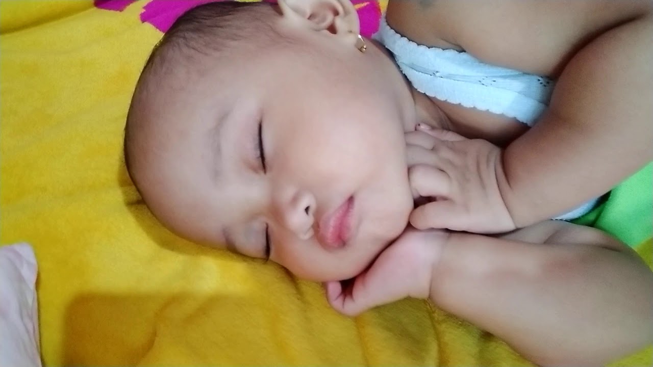 Beginilah gaya princess tidur - YouTube