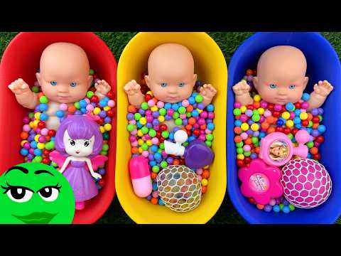 Cute Three Baby Dolls Bath & Sorting Colorful Candy Play | P 130 | Ghentalin