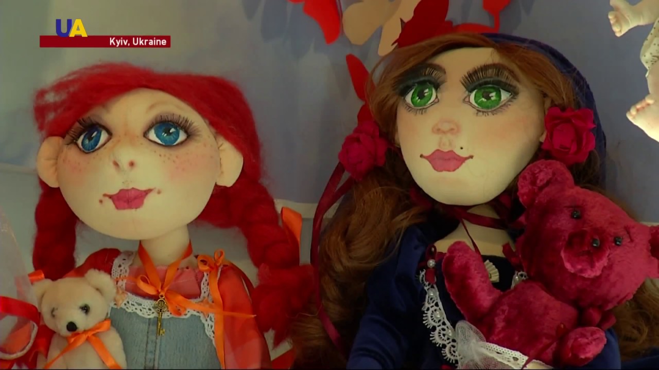 Ukrainian Handmade Crafts From the Heart: New Kyiv Exhibition - YouTube