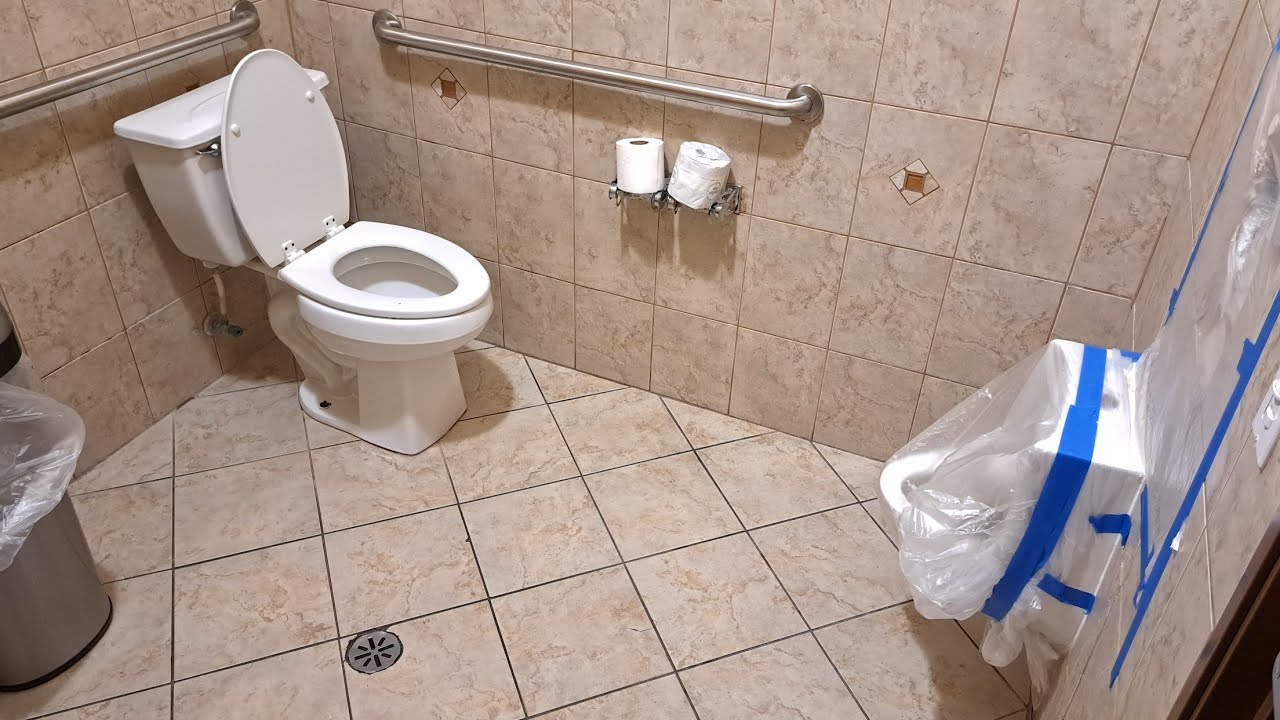 Comfort Suites Men's Restroom - YouTube