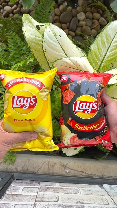 Yelllow Lays Vs Sizzling 🥵 Hot Lays #shorts - YouTube