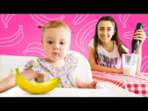 Anne Vlog. Sevcan Derin'e muzlu smoothie yapıyor! Bebekler için yemek tarifleri