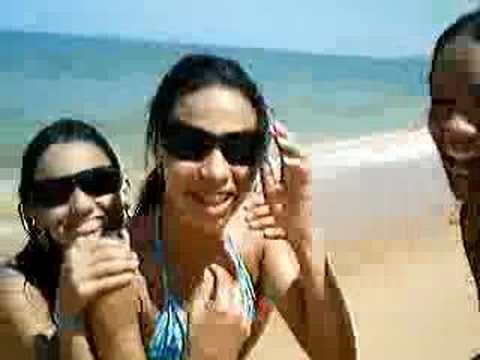 dançando na praia