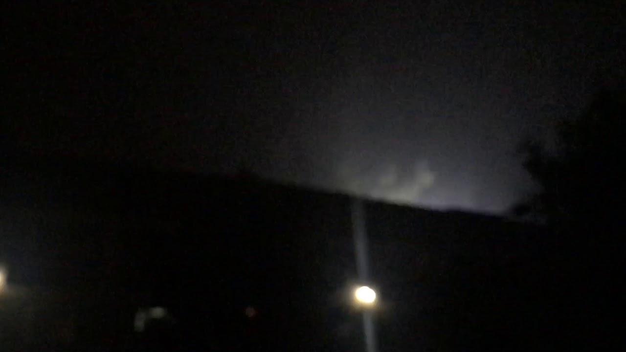 Transformer explodes during Hurricane Irma in Orlando - YouTube