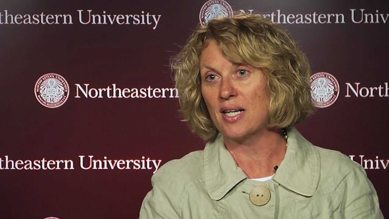 Deb Franko on teen body image - YouTube