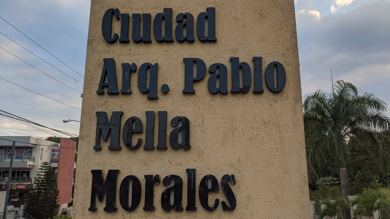 BREVE RECORRIDO EN EL RESIDENCIAL PABLO MELLA MORALES, UN DOMINGO DE ...