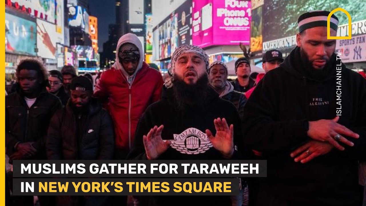 2,000 Muslims gather in New York's Times Square to start Ramadan 2024 ...