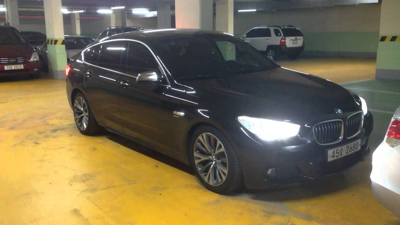 BMW Dynamic Drive Test - YouTube