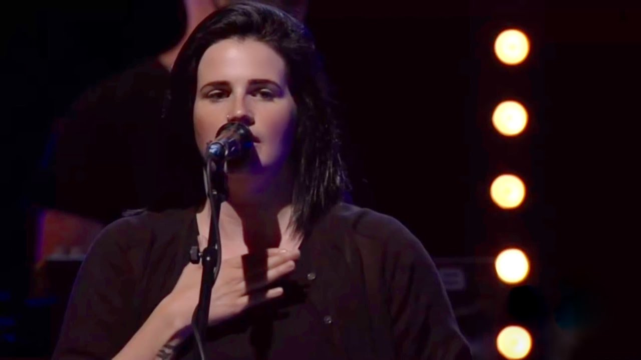 Wake Up (Spontaneous Worship) - Amanda Cook | Bethel Music - YouTube