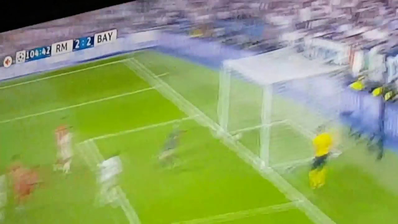 Cristiano Ronaldo OFFSIDE Goal 2-2 REAL MADRID VS BAYERN MUNICH ...