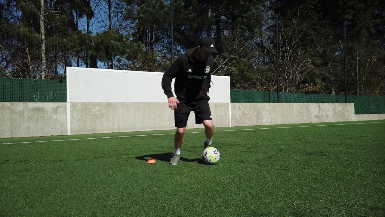 Dribbling Beginner: Inside of Foot Cut - YouTube