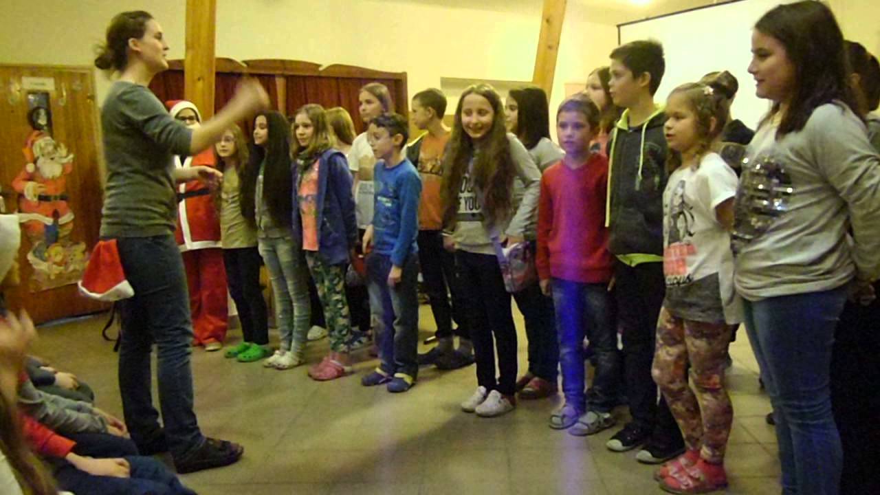Mikulás buli 4. osztály, 2015, Tiszakeszi - YouTube