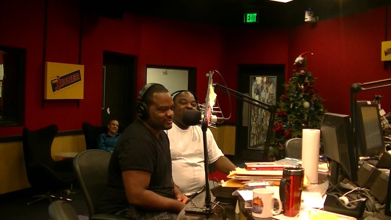 {{FUNNY}} Gerald and Isaiah Kelly talk about working with family on the ...