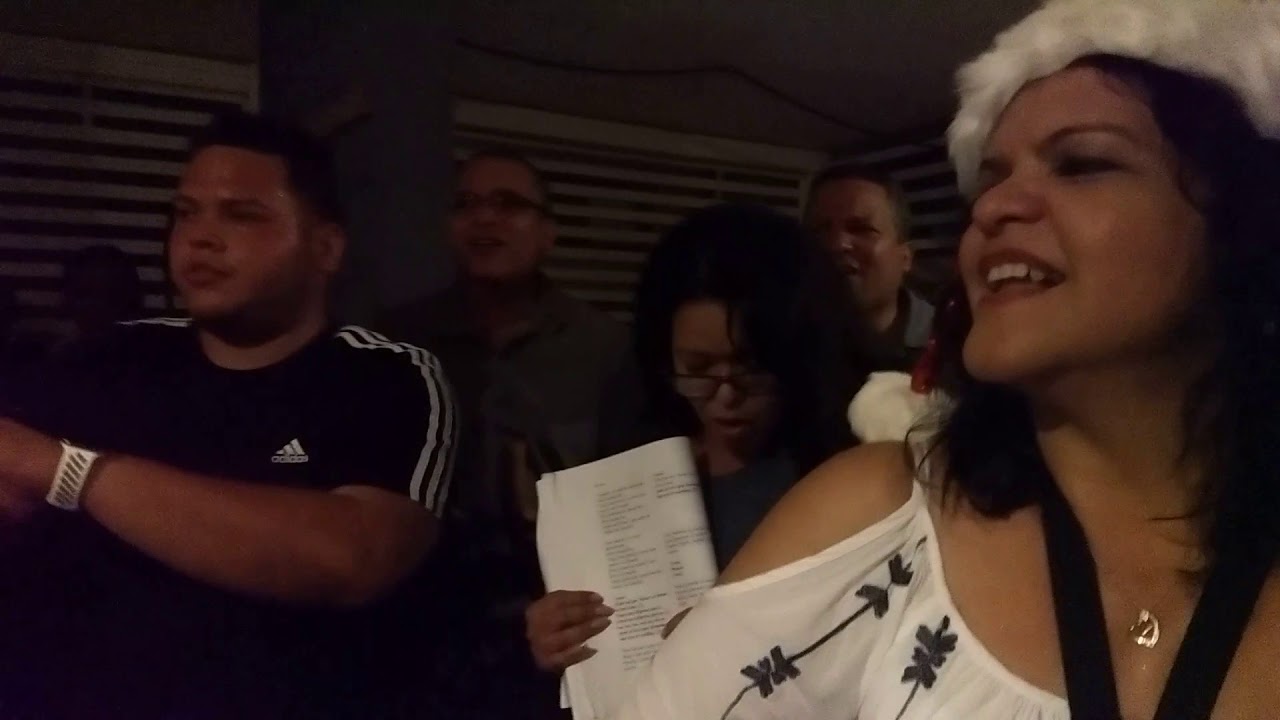 Navidades en Puerto Rico Parranda Navideña Aires Navideños Navidad ...