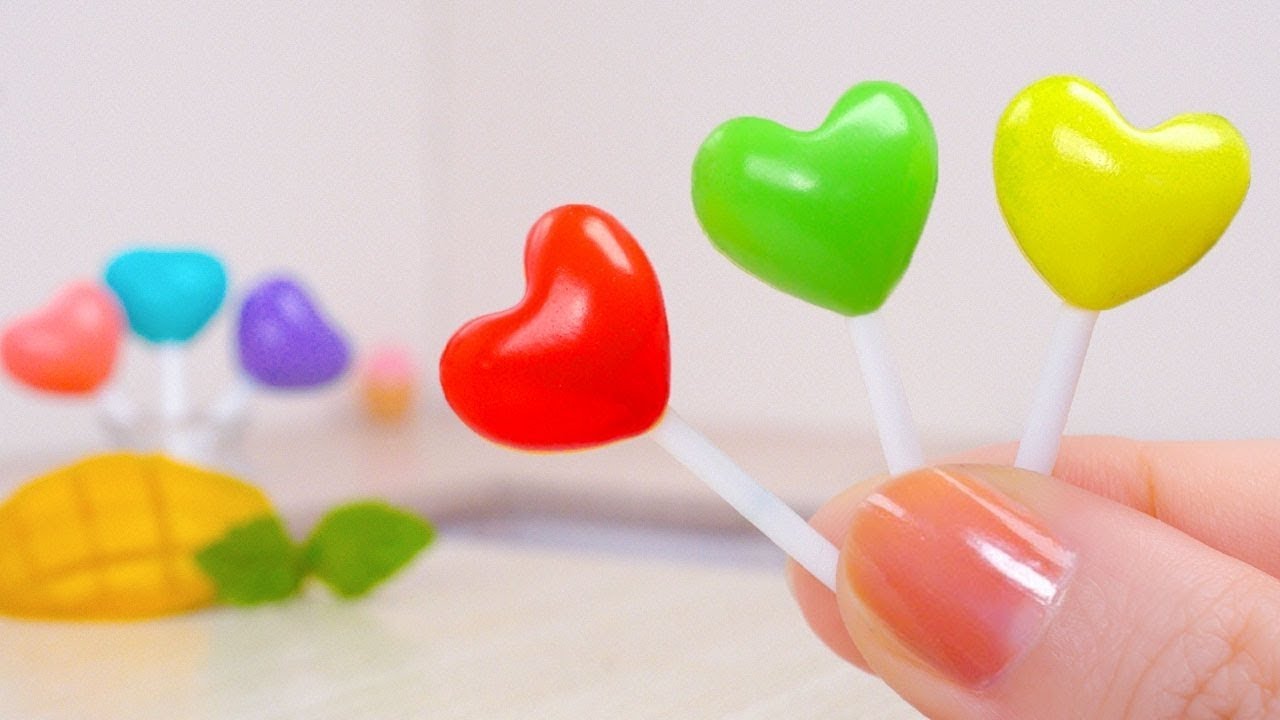Wonderful Miniature Lollipop Recipe - Satisfying Tiny Fruit Lollipop ...