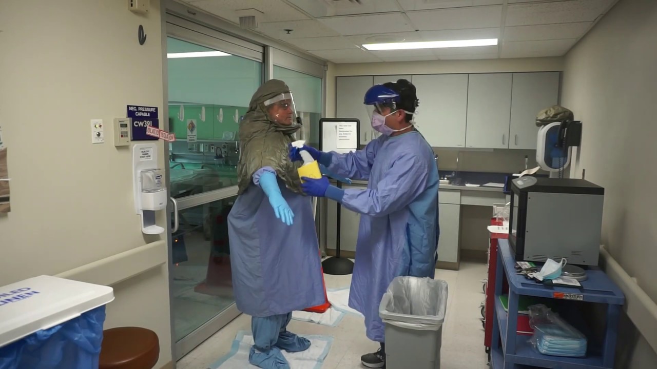 Cleaning and Doffing Reusable PAPR PPE - YouTube