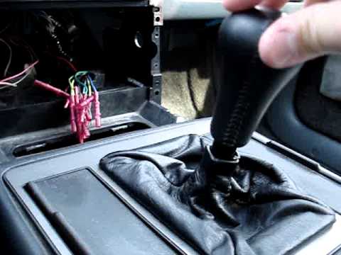 Fiero RD short shifter demo - YouTube