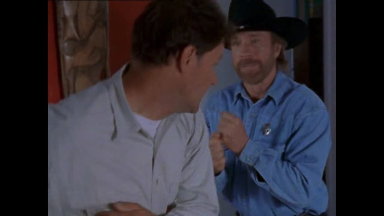 Walker Texas Ranger | A Woman’s Place Final Fight - YouTube
