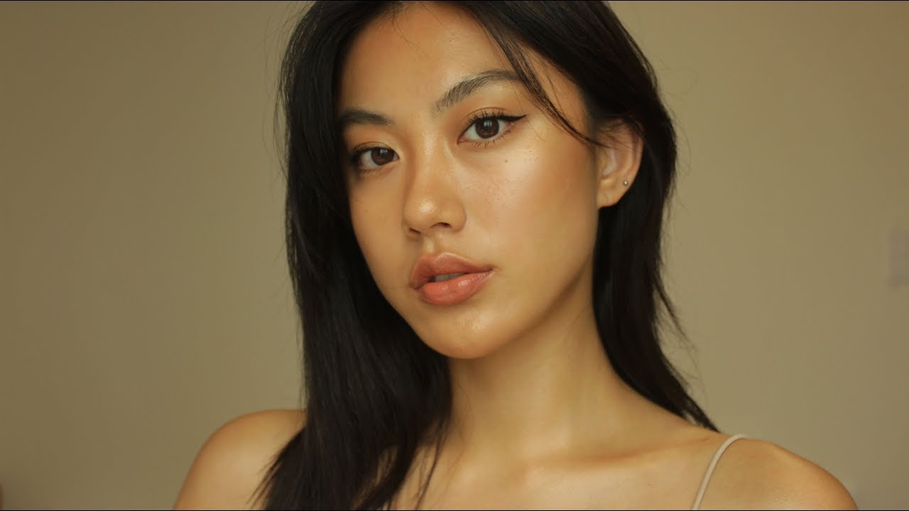SUMMER BRONZE MAKEUP | Haley Kim - YouTube