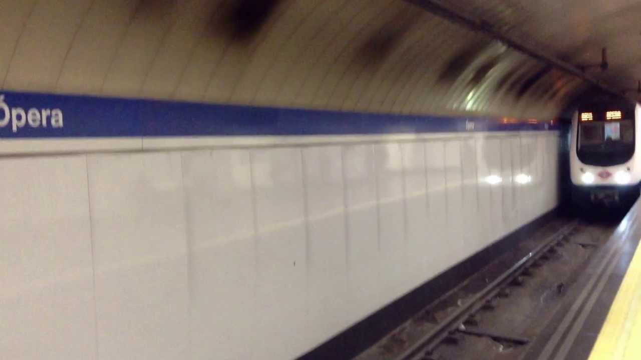 Metro de Madrid Línea Ramal llegando a Ópera - YouTube