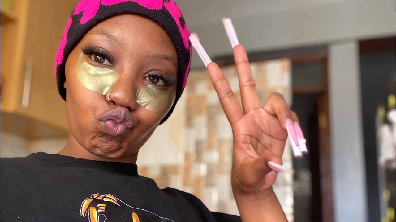 VLOGMAS:cooking ,ranting,new nails,Christmas shopping +pj party ,wig installation - YouTube