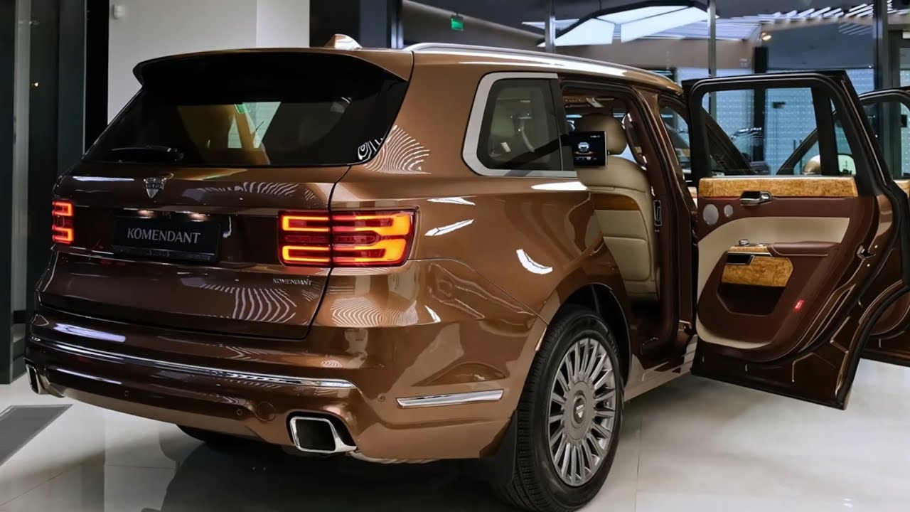 2023 Aurus Komendant Ultra Luxury SUV - YouTube