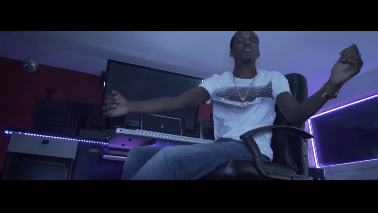 TEEZY- INTRO2017 (VIDÉO OFFICIELLE) - YouTube