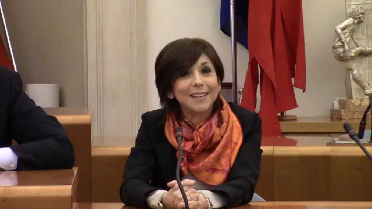 DOTT.SSA ALESSANDRA LIONELLO: NEO ASSESSORE ALLA CULTURA - YouTube
