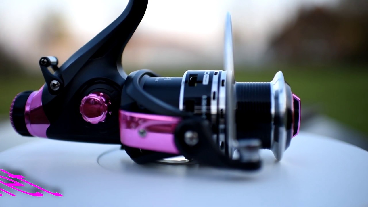 Carp Expert Pink Method Feeder Runner 5000 nyeletőfékes orsó - YouTube