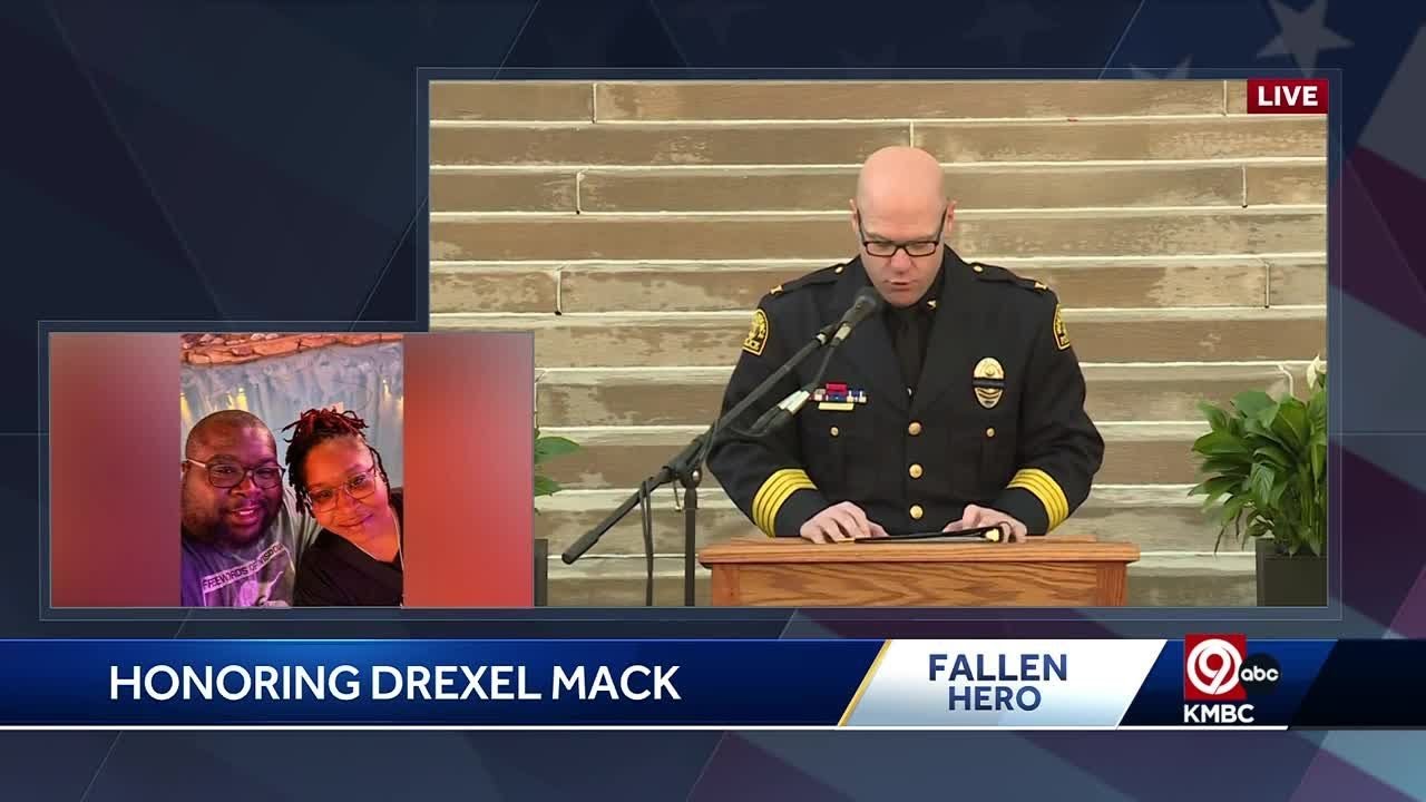 Independence Police Chief Adam Dustman, Mayor Rory Rowland speak at ...