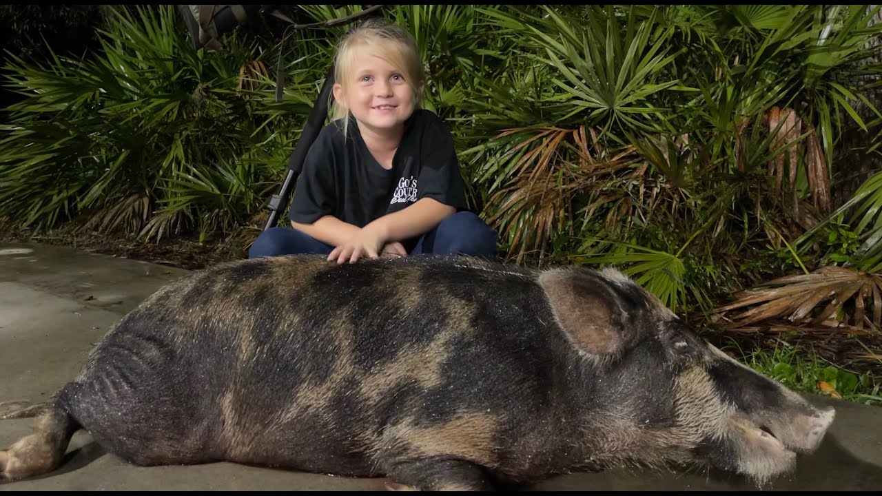 Little Girl Does Some Thermal Hog Hunting! (Catch, Clean, Cook ...