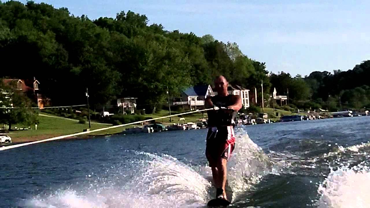Chaz Decker Trick Skiing Run with Flip - YouTube