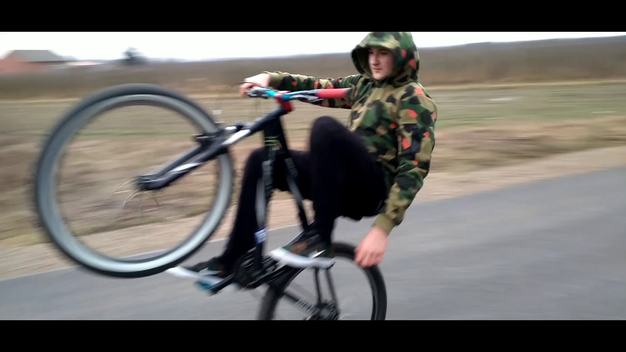 HC Stoppie training [Mtb Stunt] - YouTube